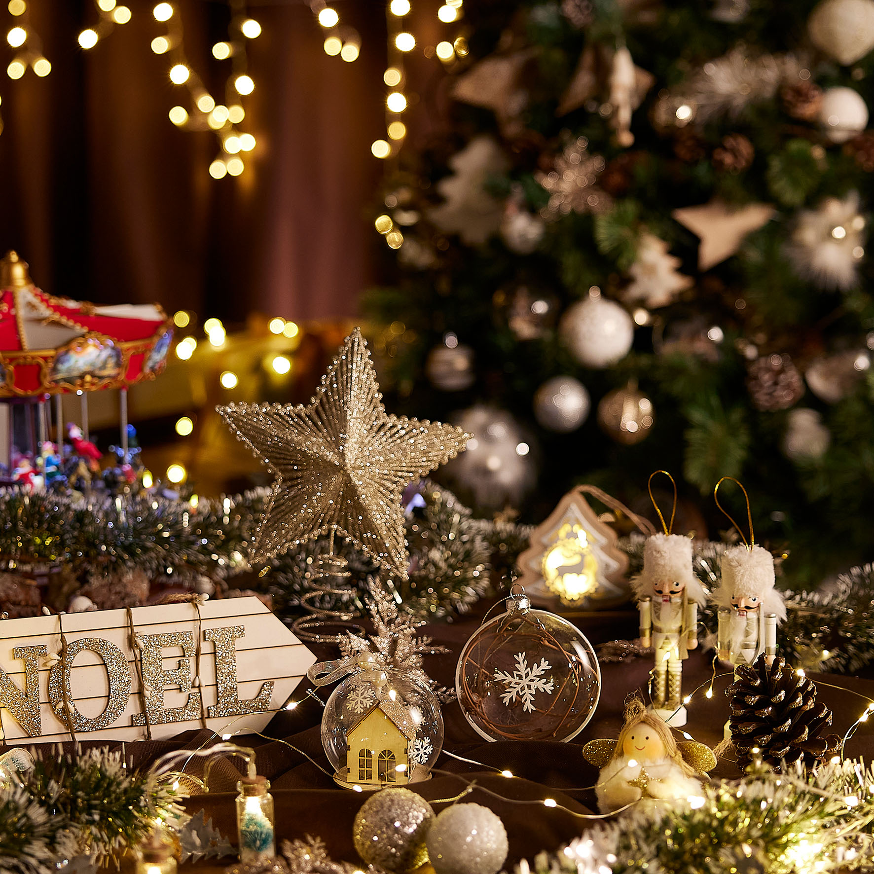 Nos univers - Roldan